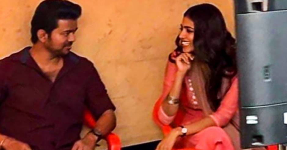 Will Master fourth look ft Malavika release for Valentines Day | Galatta