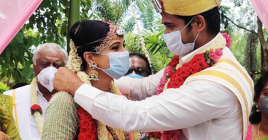 Neeli and Pandian Stores fame serial actress Kavitha Gowda gets married